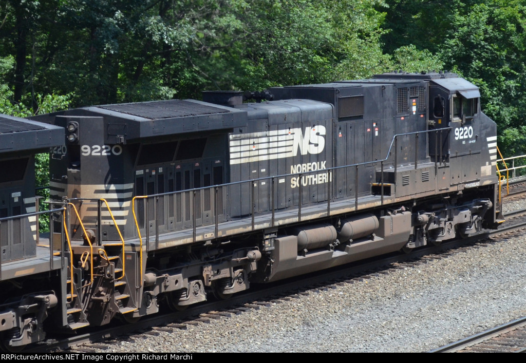 NS 9220